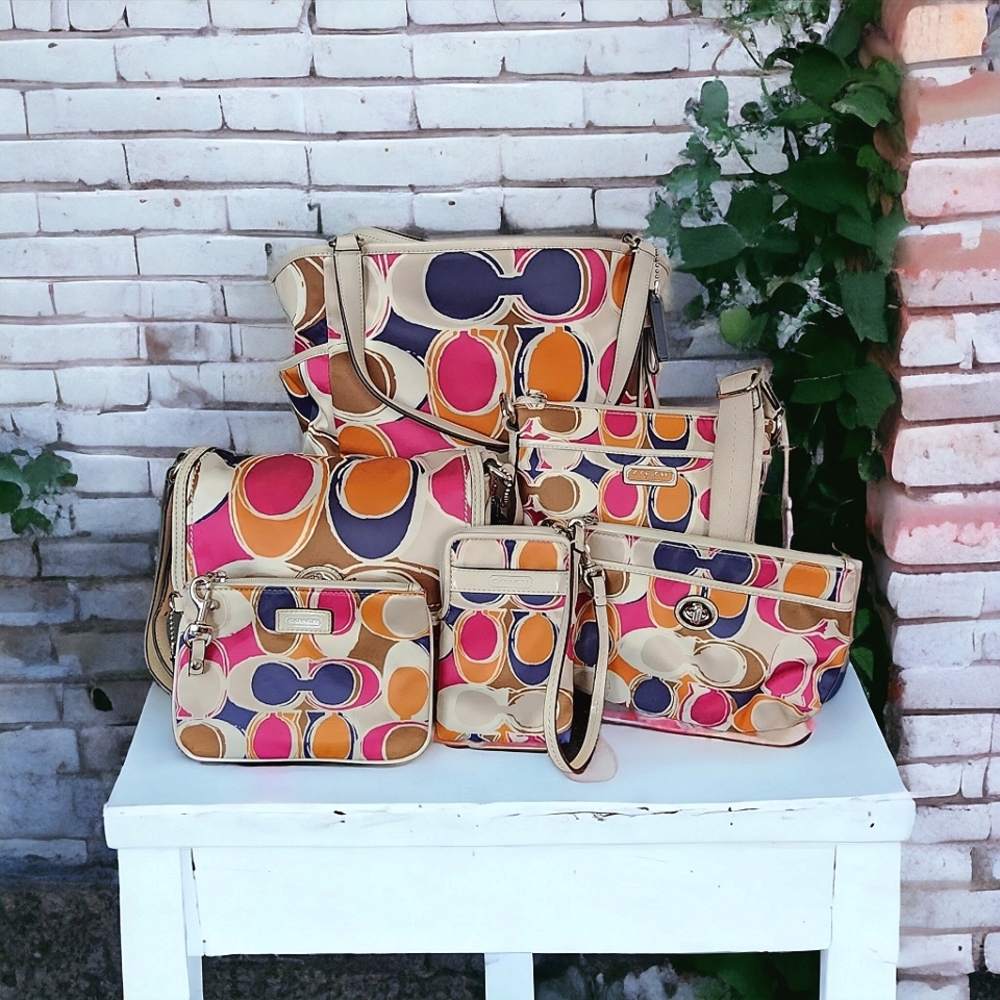 Coach Multicolor Part Op Art Satin And Leather Carrie… - Gem